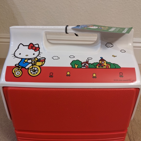 Igloo | Bags | Igloo Hello Kitty 4 Qt Cooler Limited Edition | Poshmark